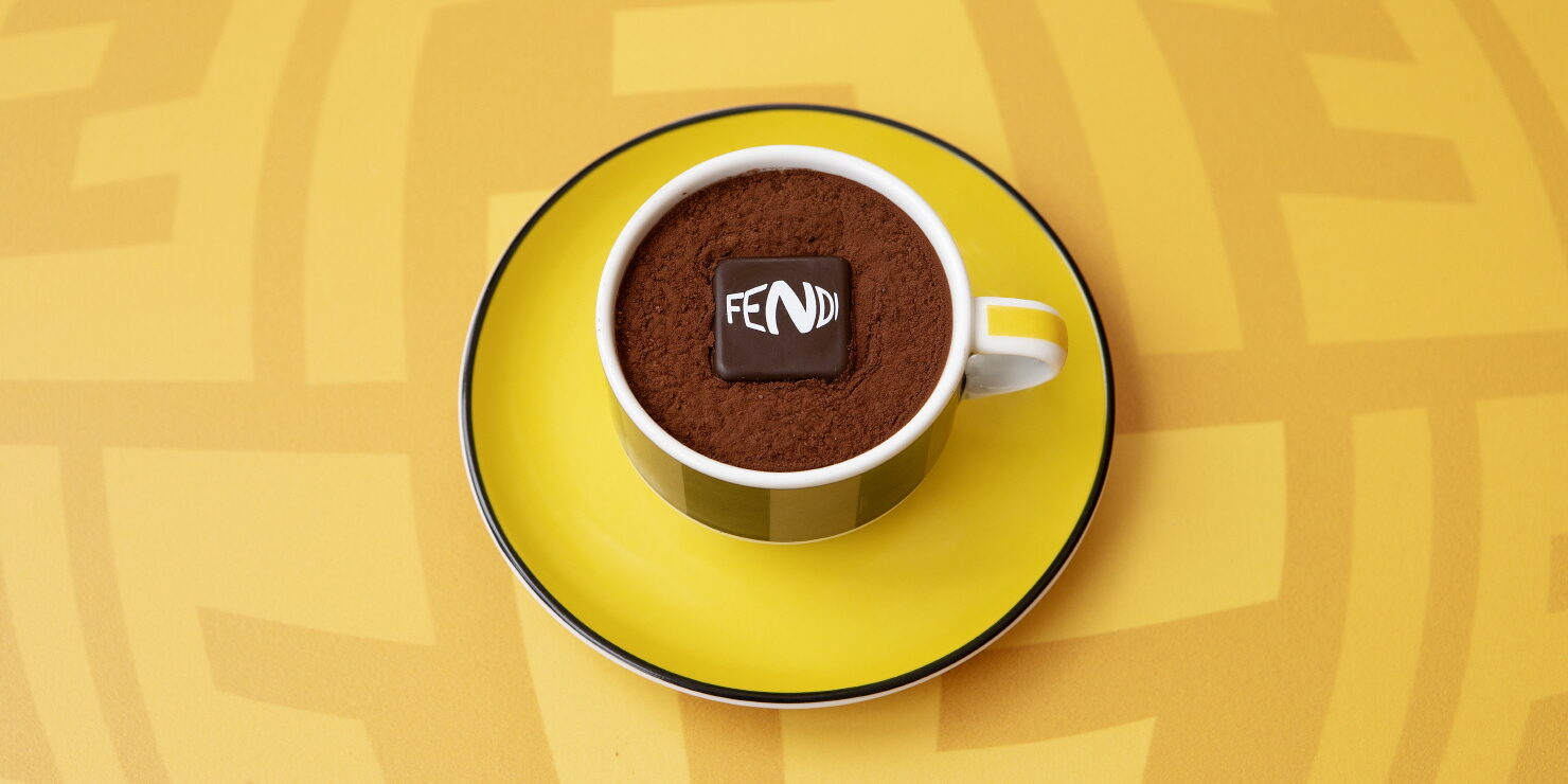 밀라노 리나센테의 FENDI 카페