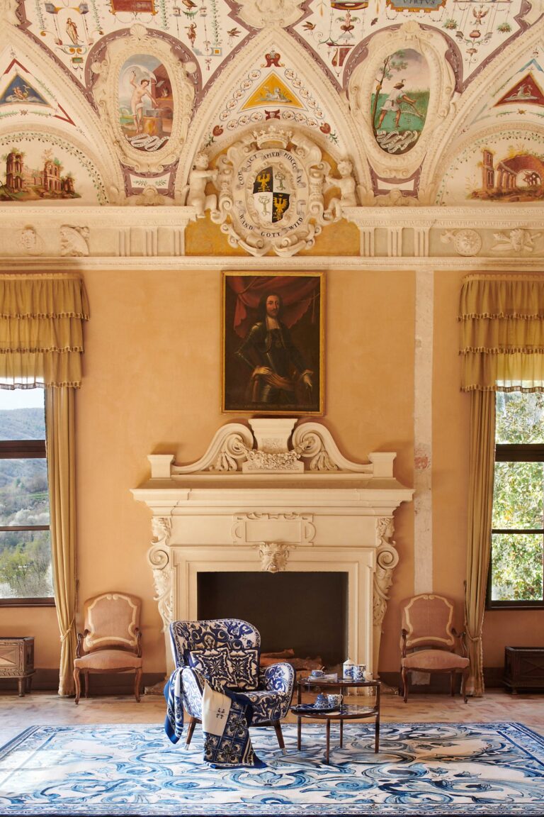 2023 밀라노 디자인 위크 맞아 돌체앤가바나가 전해온 소식 3 – heyPOP