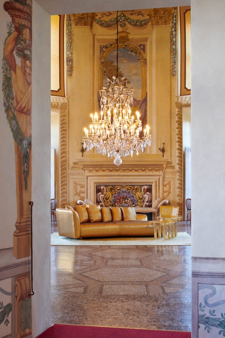 2023 밀라노 디자인 위크 맞아 돌체앤가바나가 전해온 소식 3 – heyPOP