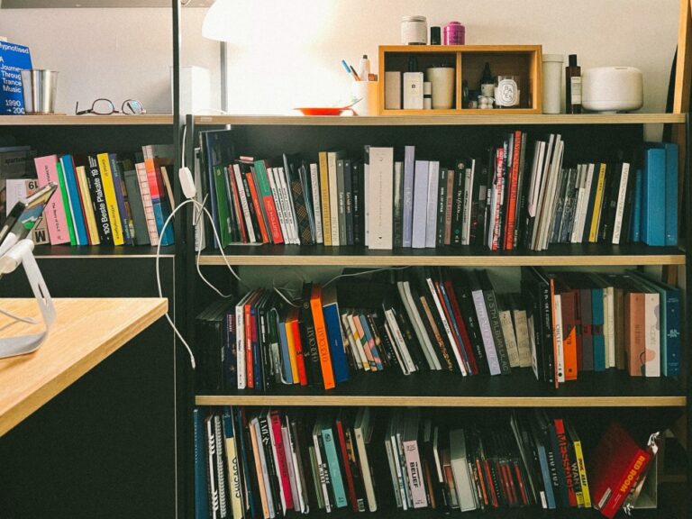 스튜디오 그레이의 K-POP 음반 아트워크 – heyPOP