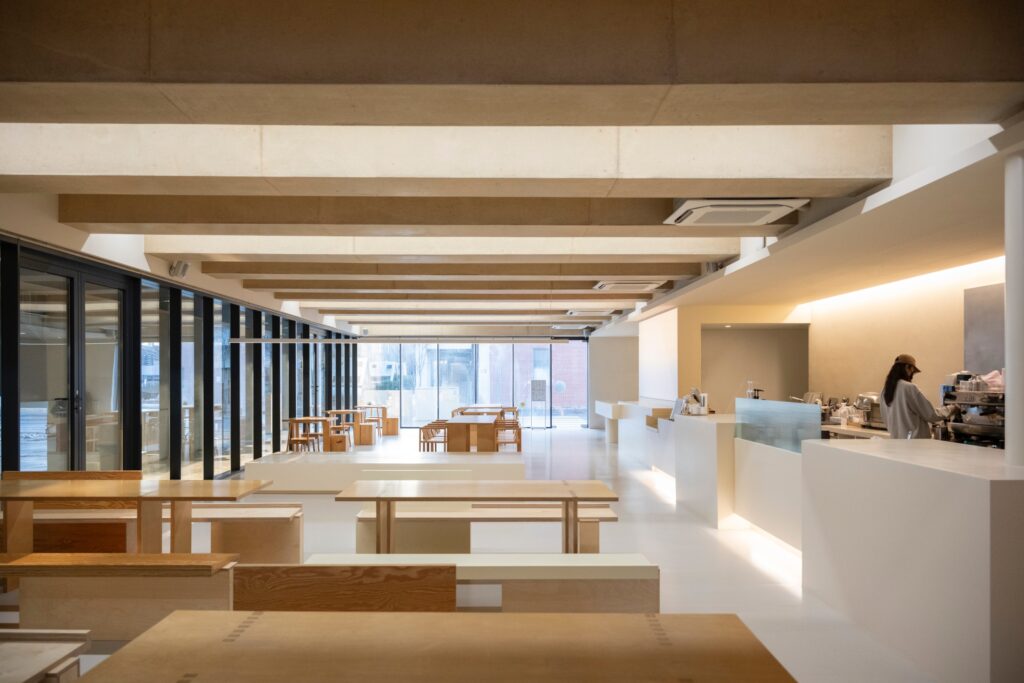 영화 위에 쌓아 올린 복합문화공간, 명필름아트센터 MFAC ① - heyPOP