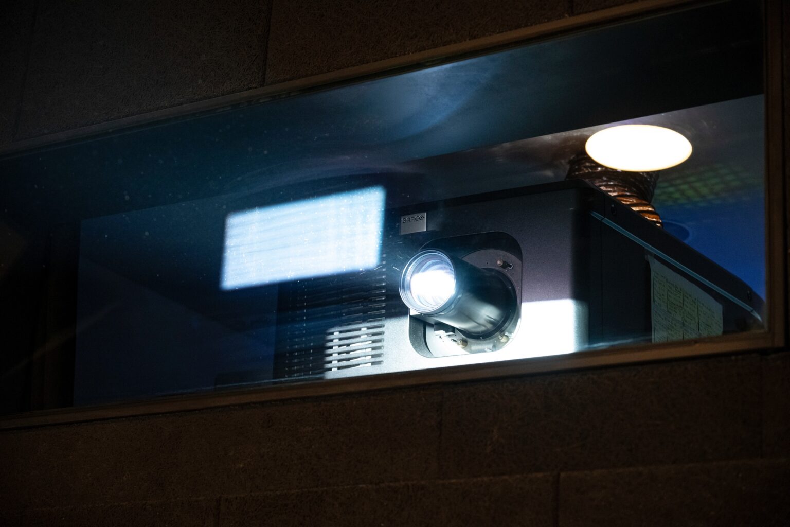 영화 위에 쌓아 올린 복합문화공간, 명필름아트센터 MFAC ① – heyPOP