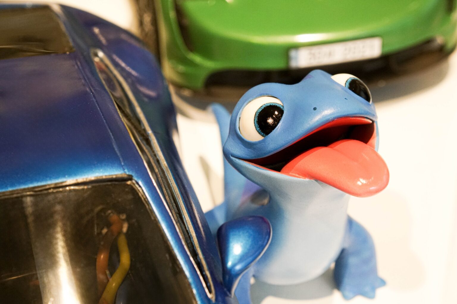 오직 펜 하나로, 3D 펜 아티스트 사나고 인터뷰 – heyPOP