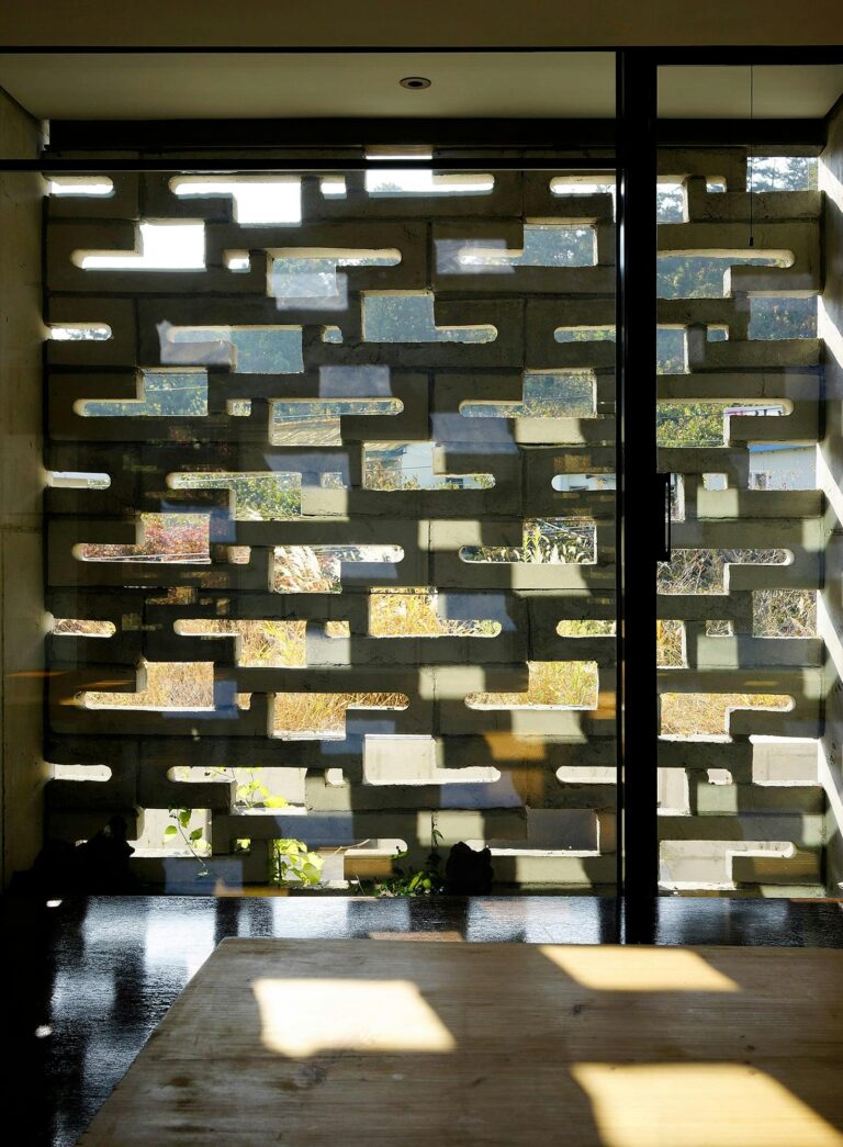 푸하하하프렌즈의 상상력은 공간으로 실현된다 – heyPOP