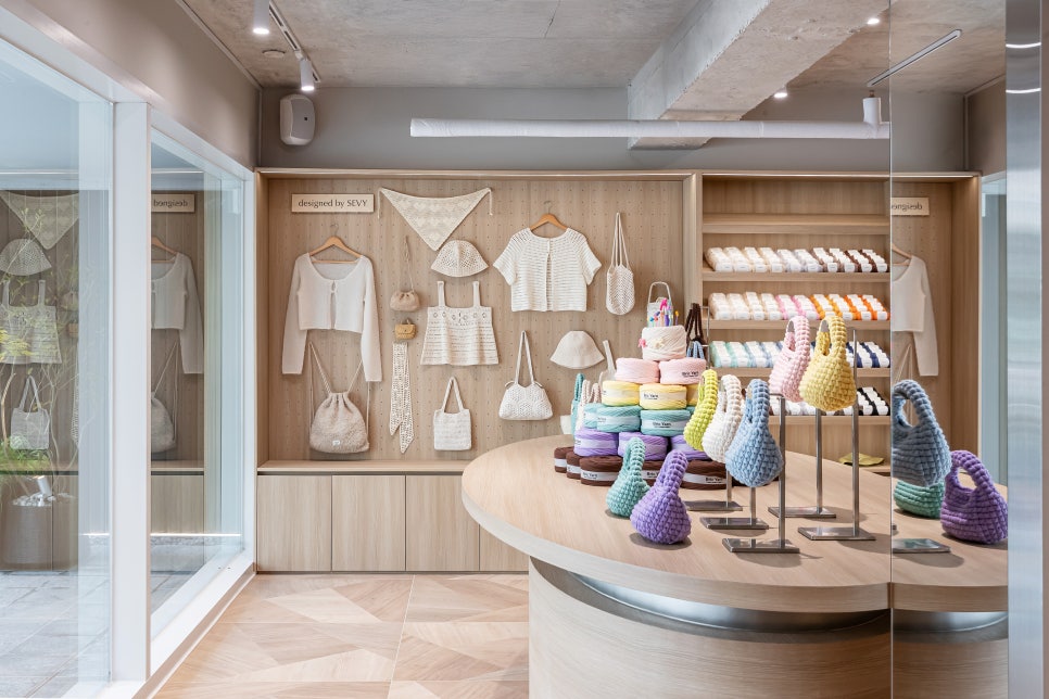 뜨개인을 위한 아지트, 쎄비 하우스